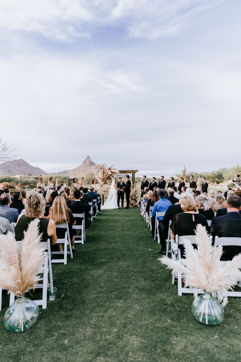 Modern Romantic Scottsdale Wedding - arraydesignaz.com