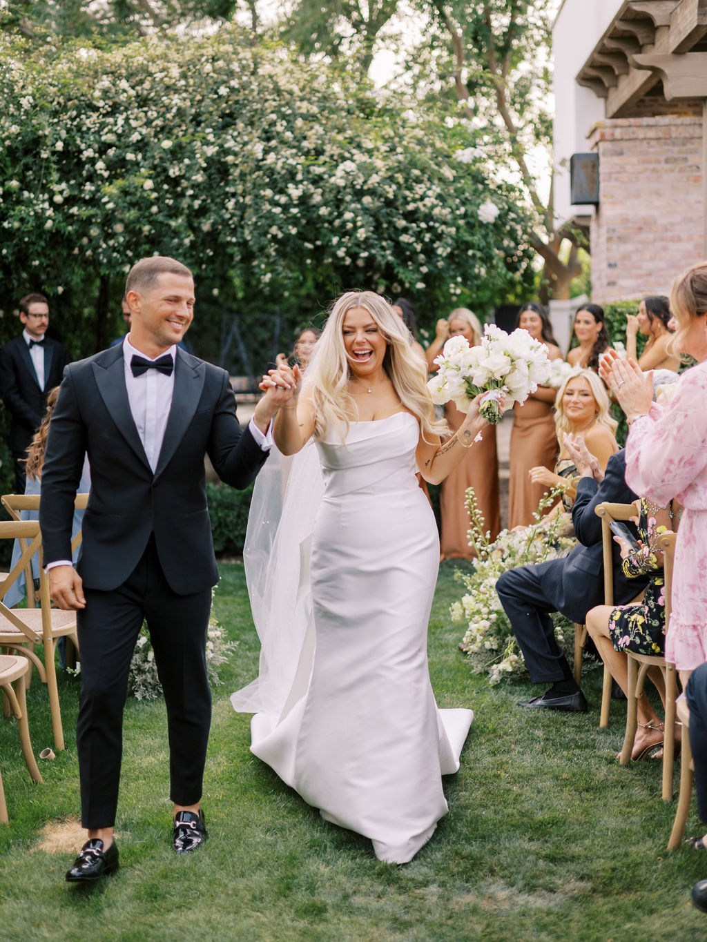 Intimate Backyard Spring Wedding - arraydesignaz.com