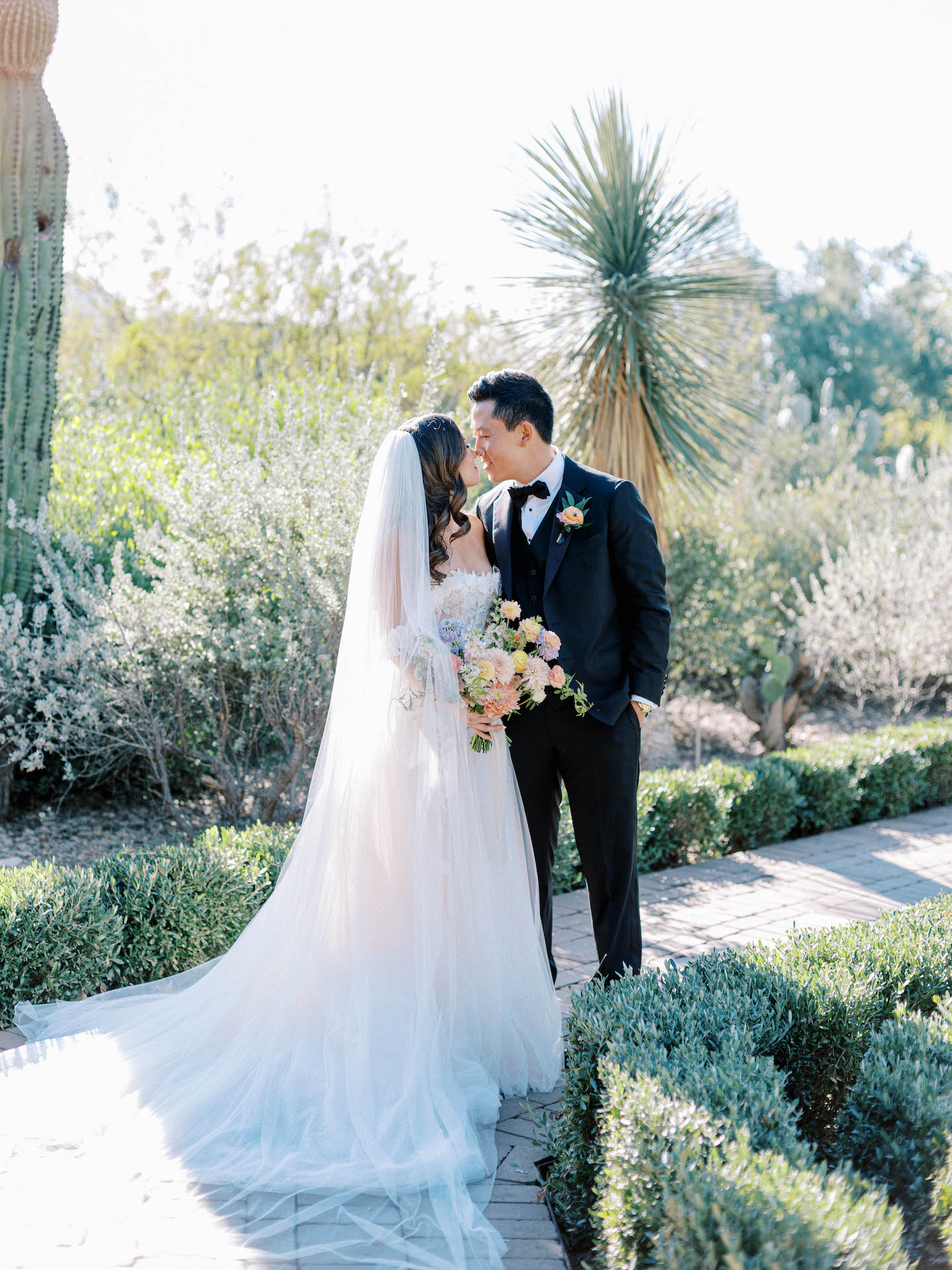 Whimsical Winter El Chorro Wedding - arraydesignaz.com