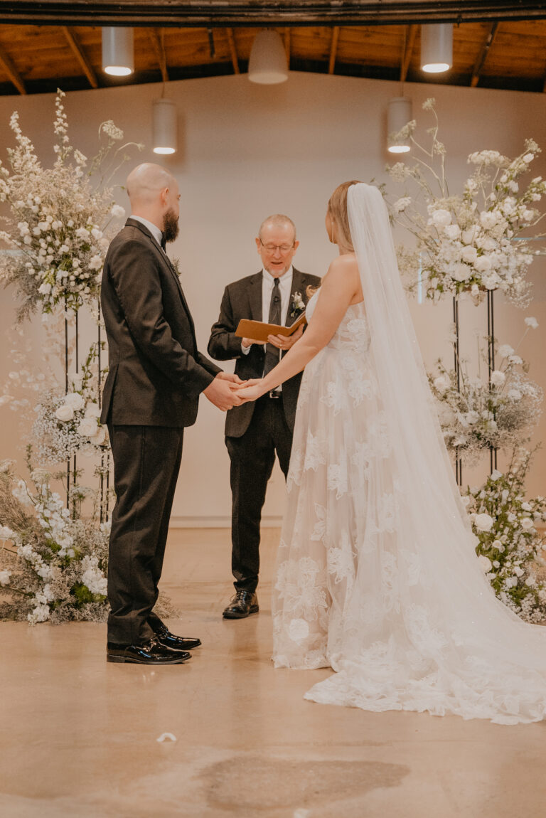 Chic Winter Wedding at The Clayton House - arraydesignaz.com