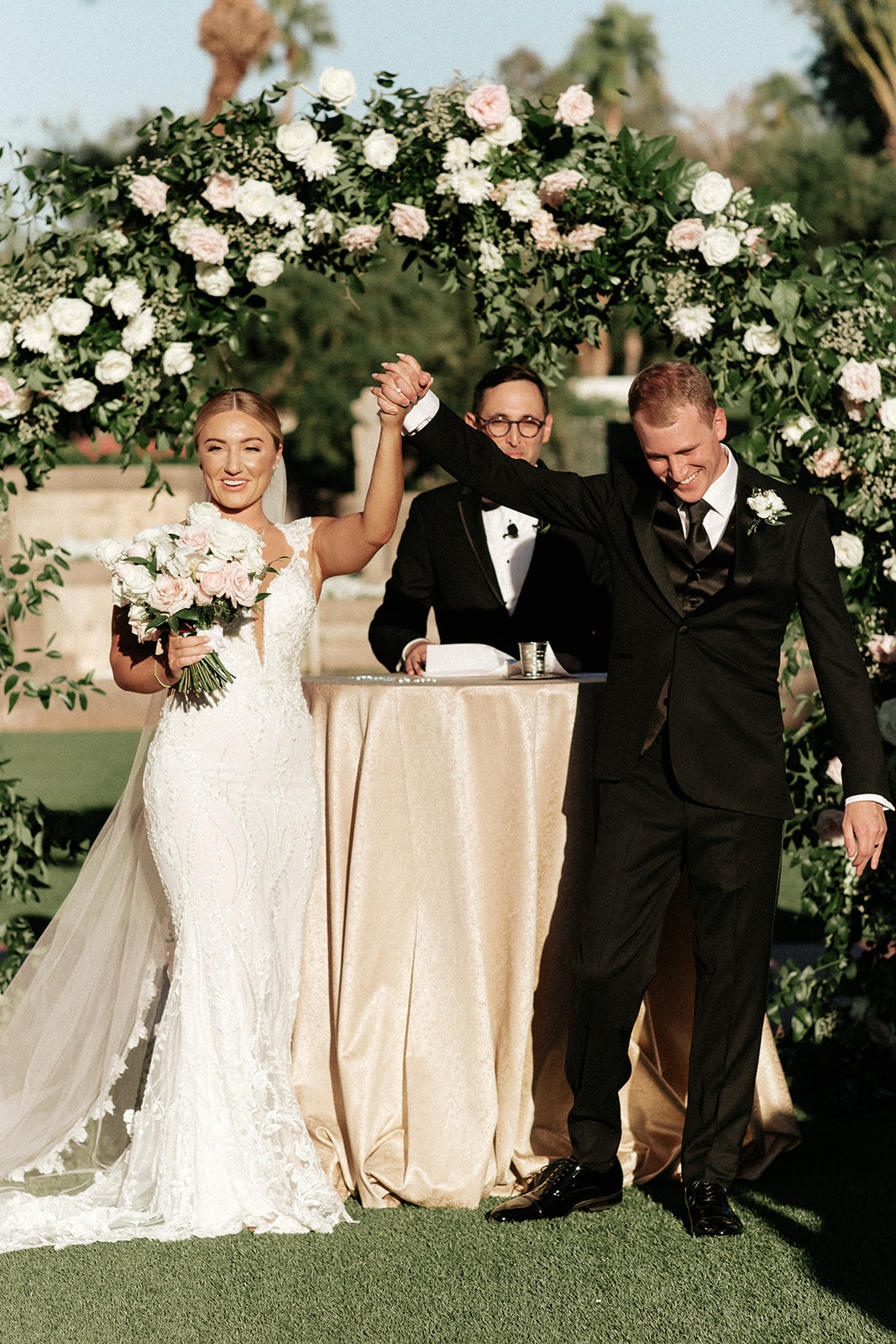 White and Blush Flowers Arizona Biltmore Wedding - arraydesignaz.com